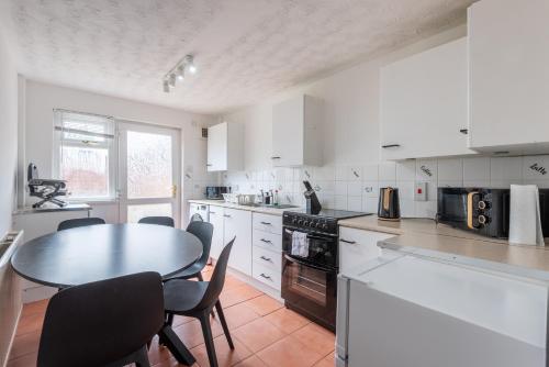 Bright 3br Home In Central Belfast - Belfast