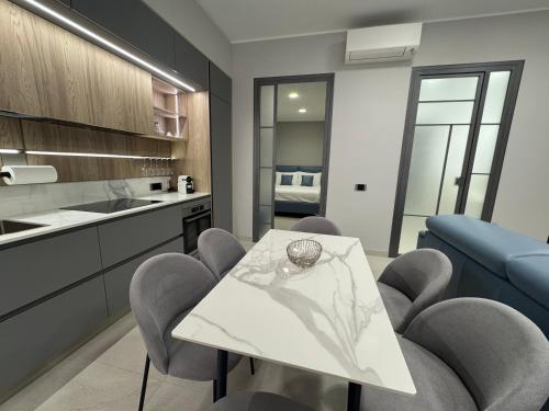 Kadevi Apartment -Design E Comfort, Fronte Mare, Parcheggio, Bici- - Сан-Pемо