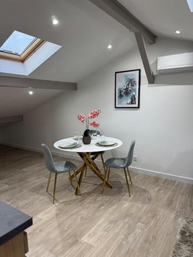Longchamps 1 - Magnifique Appartement, 1 Chambre Sous Les Toits, Clim - Aix-les-Bains