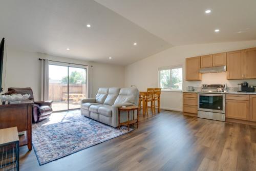 Quiet & Convenient Sparks Retreat Near I-80 & Reno - Sparks, NV