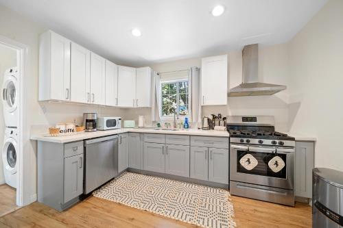 Spacious 3bdr Home Close To Manhattan Beach - Los Angeles Flower District