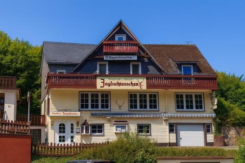 Landhaus Pension Jagdschlosschen - Willingen