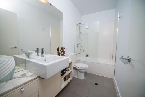 Oxford Street Prime Location Bulimba - Balmoral