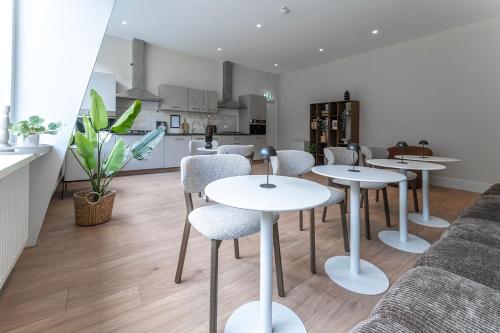 Nature Lodge Tilburg, 16 Beds - Tilburg