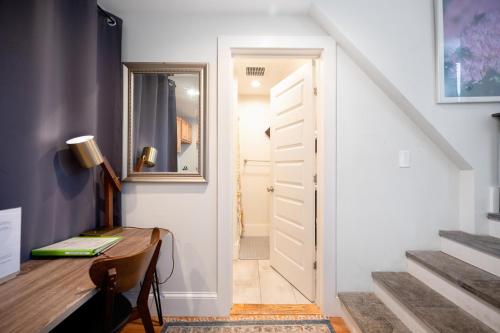 Amazing Location Studio Parking - Dorchester, MA