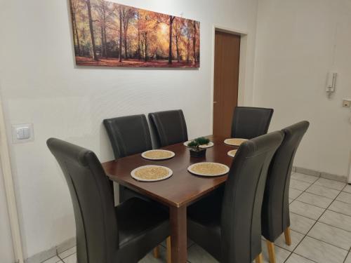 Deluxe 3-zimmerwohnung Mit Zwei Balkonen Und Moderner Kuche - Frankfurt