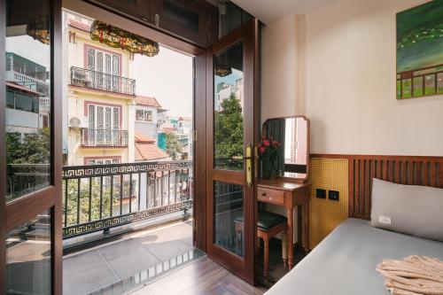 Alumas Home - Hanoi