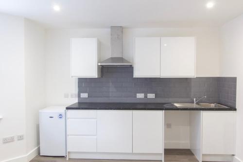 Radstock Road - Room 1b - Southampton