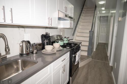 Relaxx - 1ocean Retreat - Blue3057 - New York City