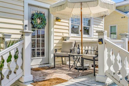 Studio Room In Downtown Pensacola Historic Cottage - Pensacola, FL
