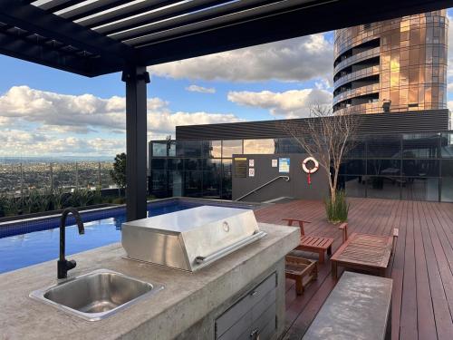 Whitehorse Skyhome - Box Hill