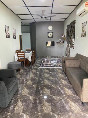 The Tandop Homestay - Yan