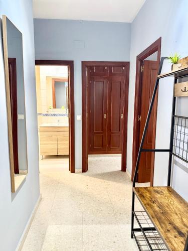 Apartamento Entero A 10 Minutos En Coche De Sevilla Centro - Camas