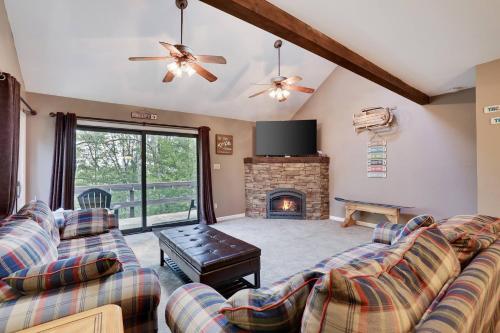 108 Escape: Ski-in, Chill-out |Waterparks & Hiking - Tannersville, PA