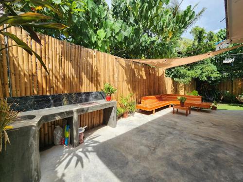Casa De Lucas - Moalboal