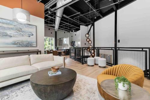 Luxury Living 5 Min From Downtown - Raleigh, NC
