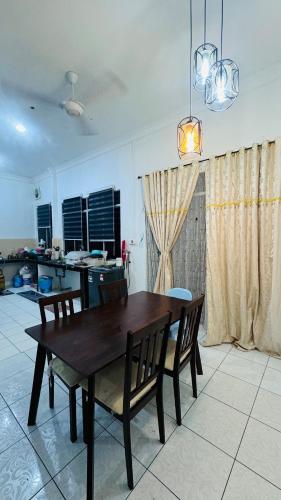 Vivi Villa Homestay - Tuaran