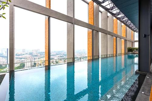 Suite Millerz Square | Near Mid Valley | R - Kuala Lumpur