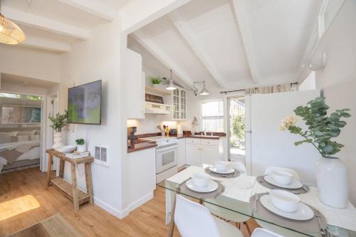 Private Cottage House - Walk To Beaches Harborfood Trials So Much More - Lamas