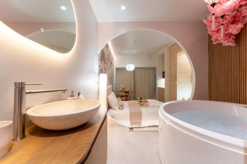 Suite Naikan, Balneo & Atmosphere Zen Japonaise - Bordeaux