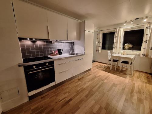Central And Comfortable Apartment In Tromsø - Tromsø