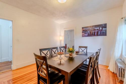 Cozy 4bdr, Tufts, Train, Parking, 10 Min To Boston - Cambridge