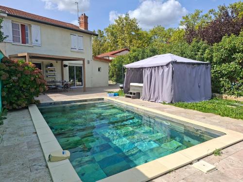 Villa Bella Avec Piscine Et Jacuzzi - Rhône