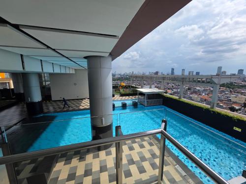 Apt Cosmo Terrace Thamrin 2 Br By Damaresa - Jakarta