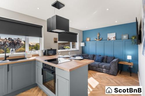 4 Bed Contractor House - Free Van Parking - Bills Inc - Long Stay Discounts - 애버딘