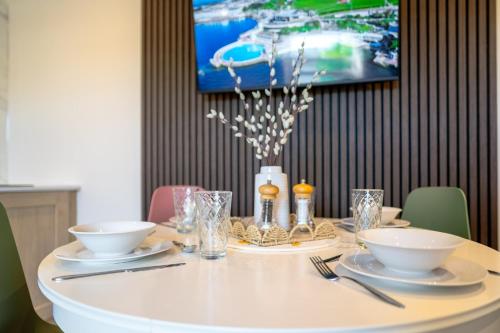 Modern Plymouth Stay Near Barbican & City Centre Ideal Accommodation For Families, Contractors Or Co - Plymouth