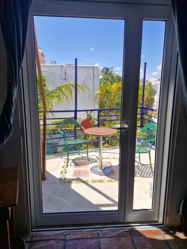 Casa Corazon Beachfront Private Room & Terrace! - Cancún