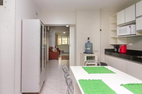 Vista Mar ,Luxo 3 Quartos Com Suite, Copacabana - Rio de Janeiro