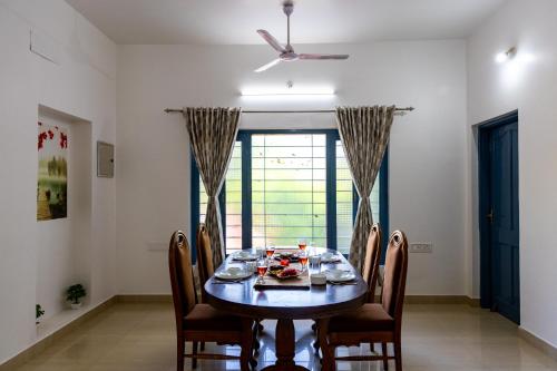 The Castle Villa - Luxury Villa Resort With Private Swimming Pool - Udaipur