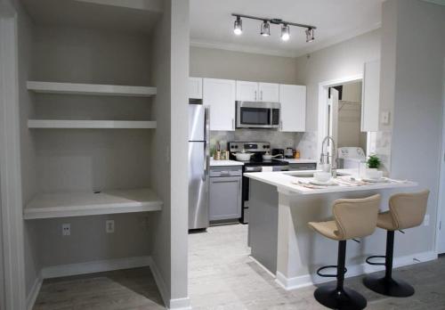 Cozy 1br Retreat Near Dining & Shopping - Stagecoach, TX