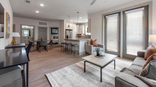 Landing Apartments - 8 Metro Station - Concord, NC