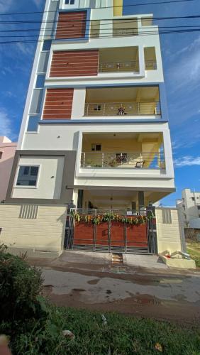 Sree Vishnu Homestay - 蒂魯帕蒂