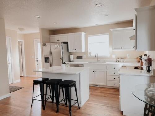 Centrically Located Hillsboro Home - Forest Grove, OR