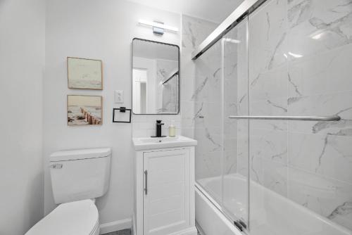 Pittsburgh Shadyside 1a Bright And Stylish Private Bedroom With Shared Bathroom - Pittsburgh, PA
