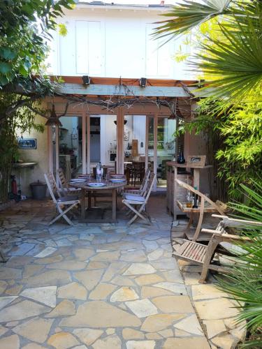 La Maison Blanche – Plage Et Centre - Île d'Aix