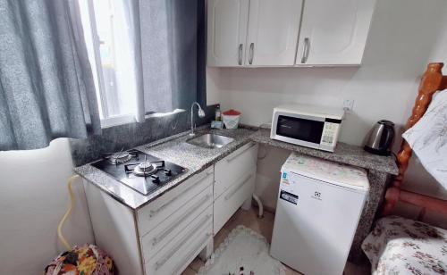 Kitnet S1 Em Torres-rs - Na Mais Bela Praia Gaucha - Cozinha - Banheiro - Ar Condicionado - Tv E Wi- - Torres