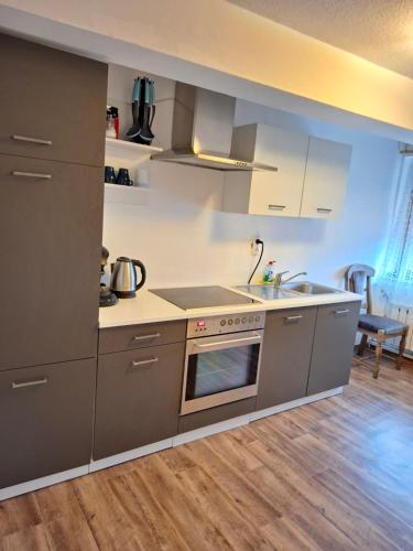 Royal Guest House Apartment - Erkelenz