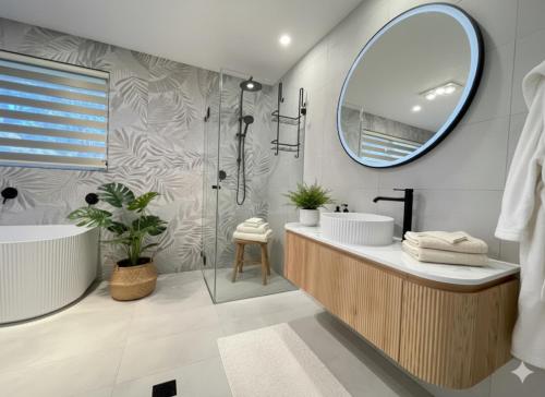 Sunny Lakeview Lodge- Perfect For Family & Friends - City of Lake Macquarie