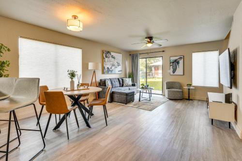 2 Mi To Uf Campus: Modern Condo W/ Pool Access! - Paynes Prairie Preserve State Park, Micanopy