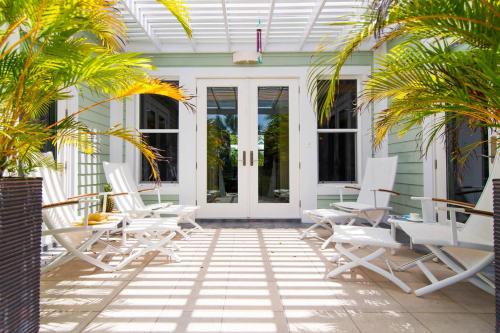 Sea Orchard Retreat By Grand Cayman Villas - Cayman Islands