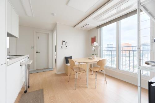 Panoramic View Seoul Station 2br Newly Built - For Foreigners Only - Seoul