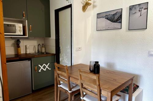 The Edelweiss- Renovated Studio For 4 People! - Isère