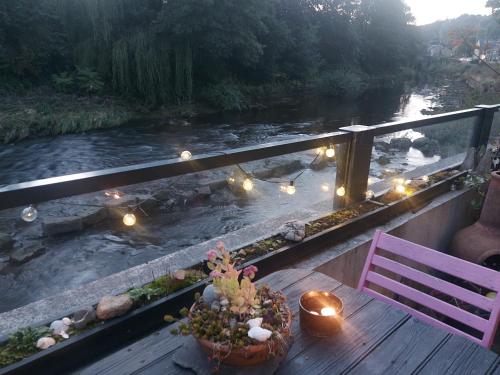 Restful Attic Room In Riverside Spot - Hebden Bridge