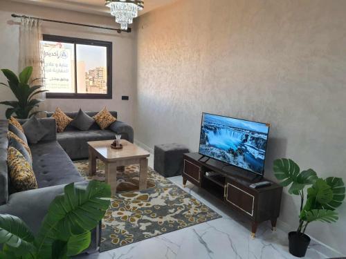 Meknes Centre Ville Appartement Neuf Moderne Et Bien Equipe - Mequinez