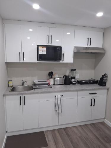 Oxnard Villa - Manitoba