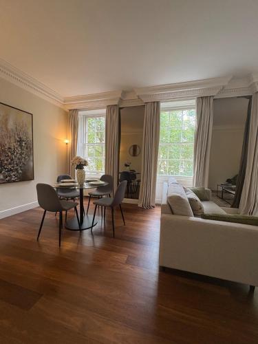 Stylish 1 Bed In Knightsbridge Prime Location - Chelsea, Londra